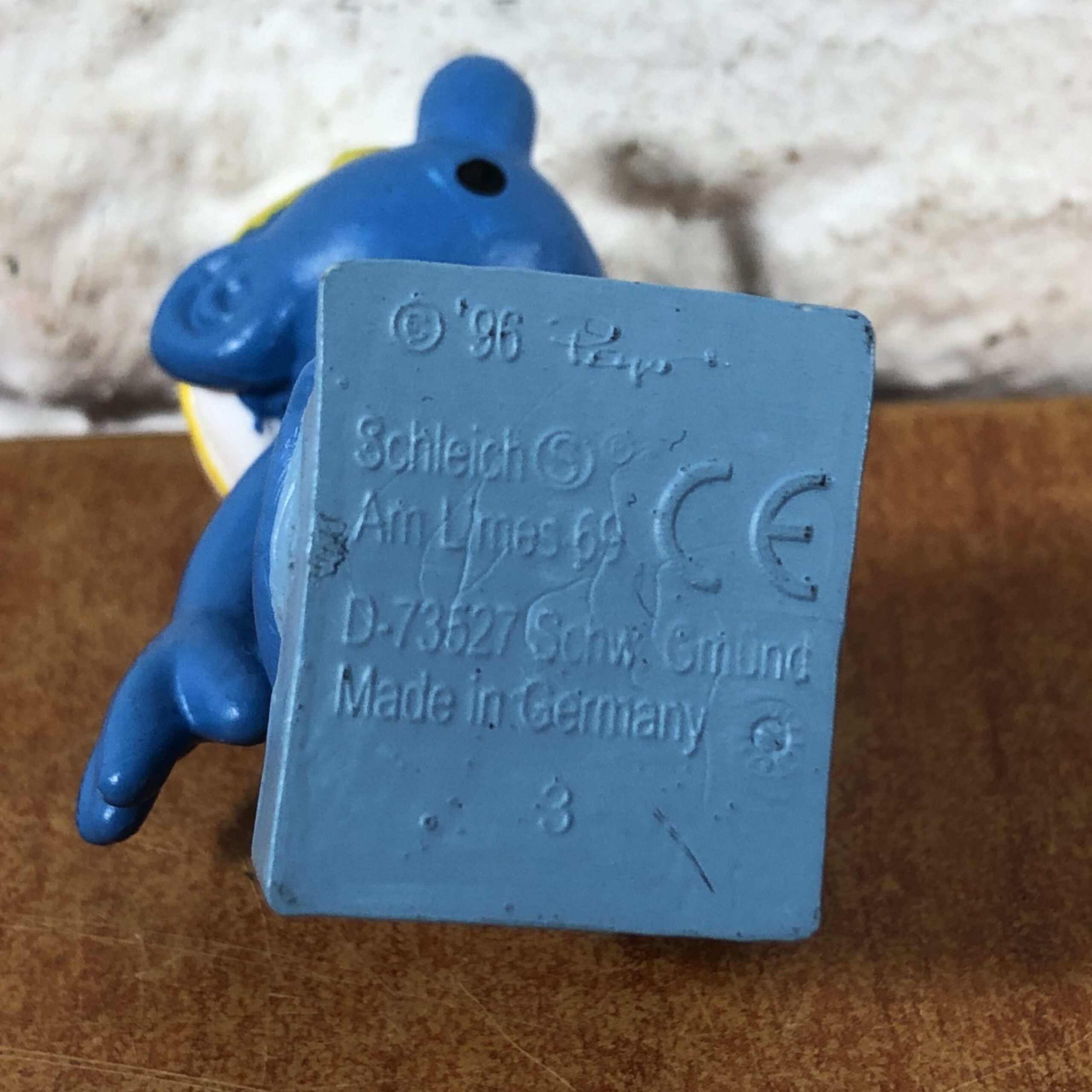 Vintage Diving Smurf Figurine (Made in Germany) - AuctionGiant