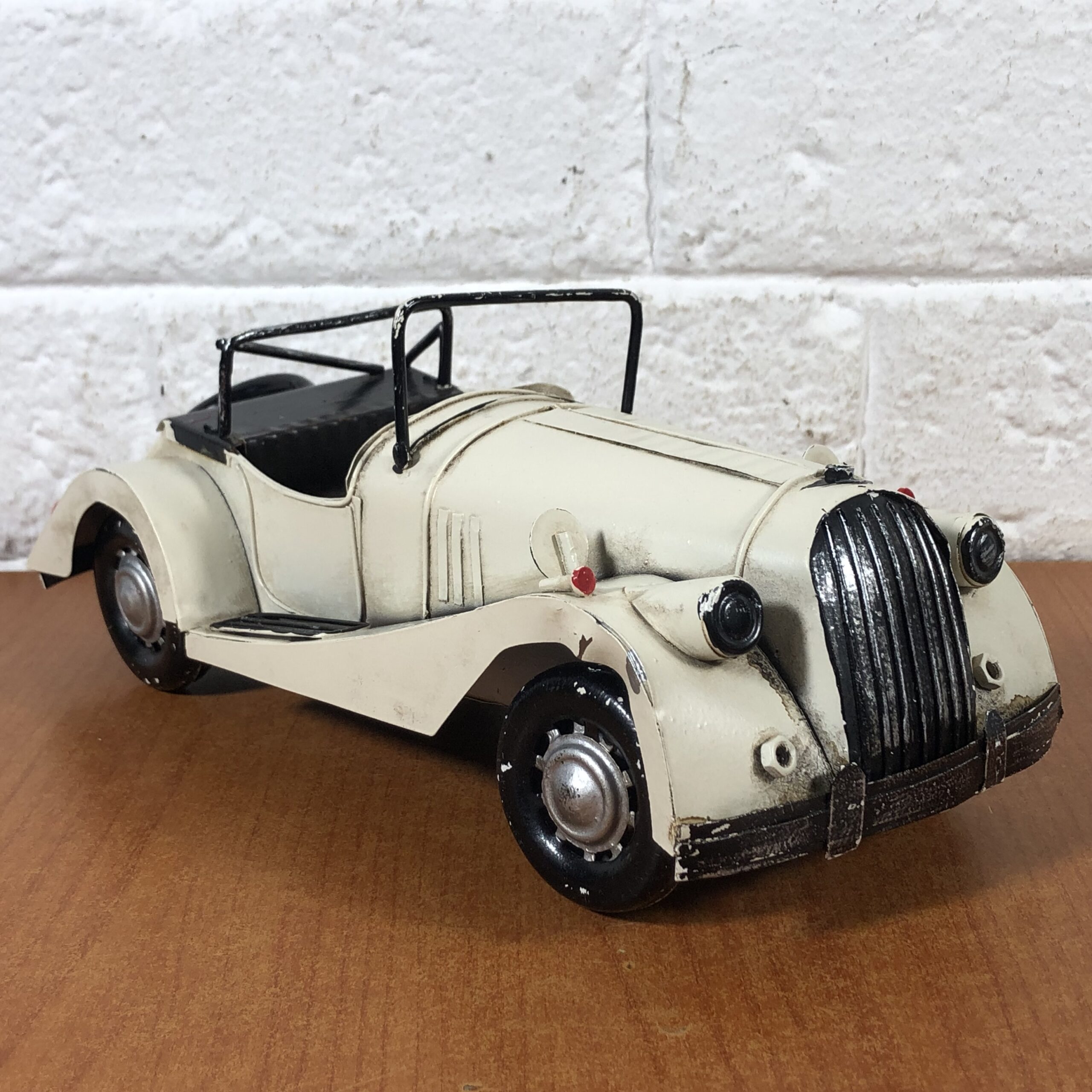 Vintage Style Metal Model Car - AuctionGiant