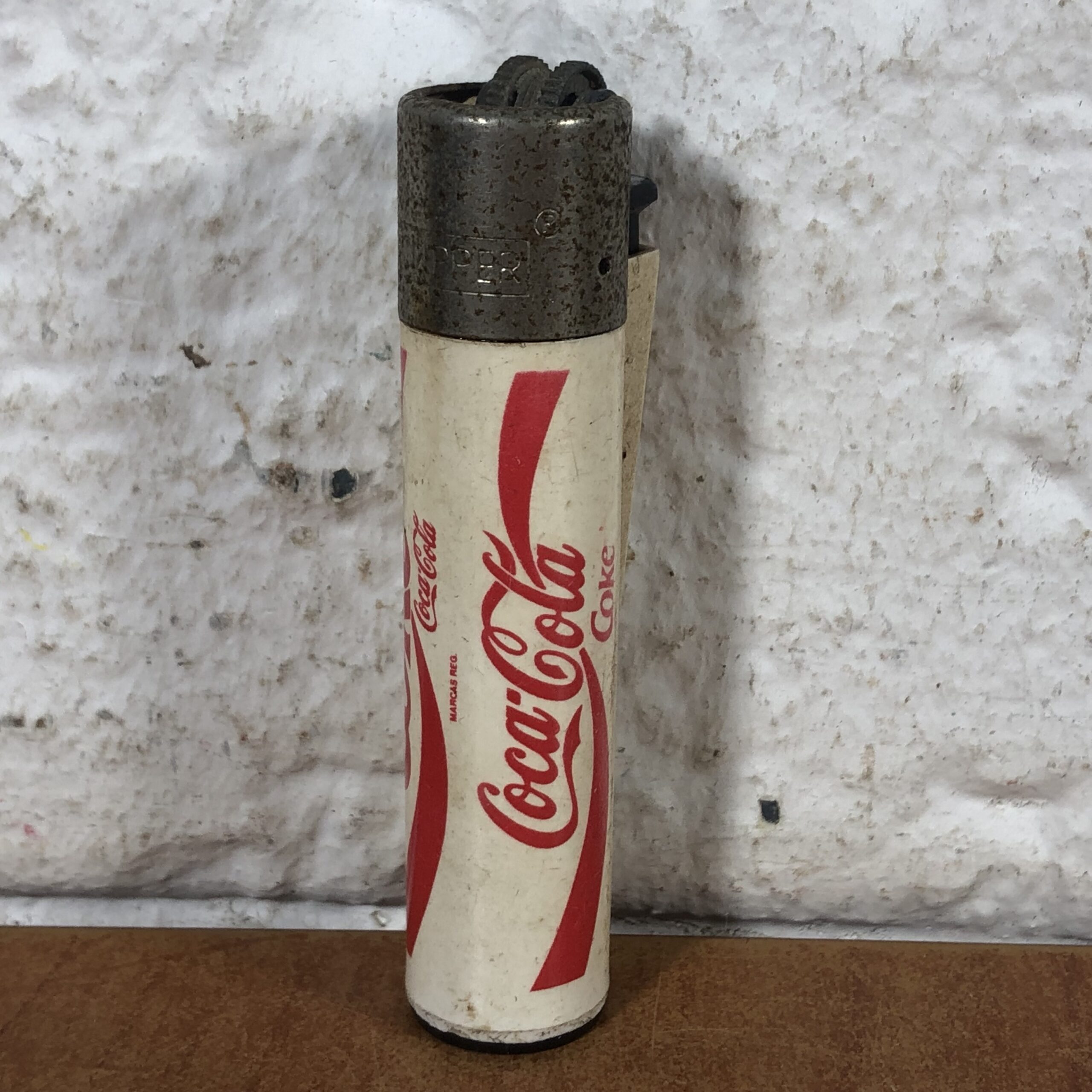 Lot 67: Coca Cola Lighters - AuctionGiant