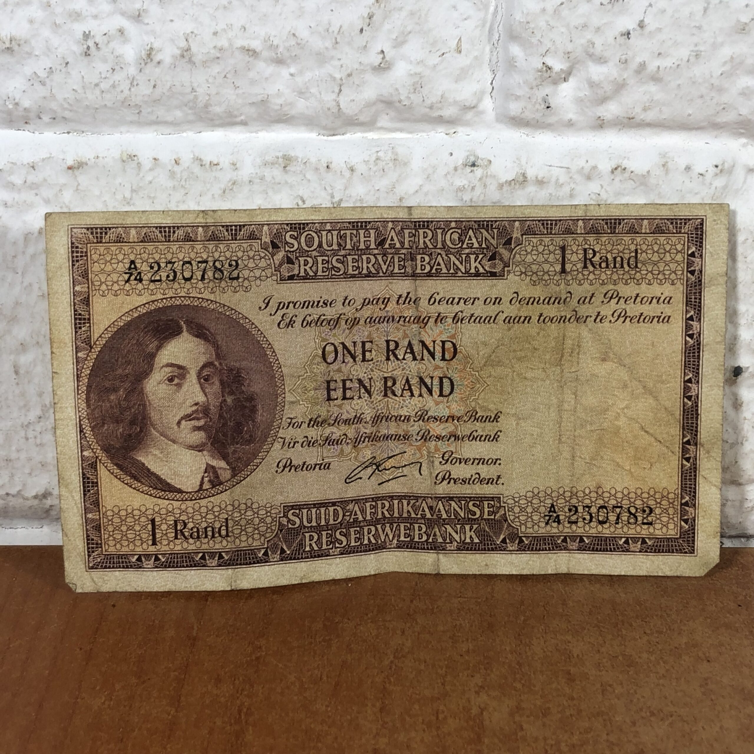 Vintage South African One Rand & Ten Shillings Bank Notes - AuctionGiant