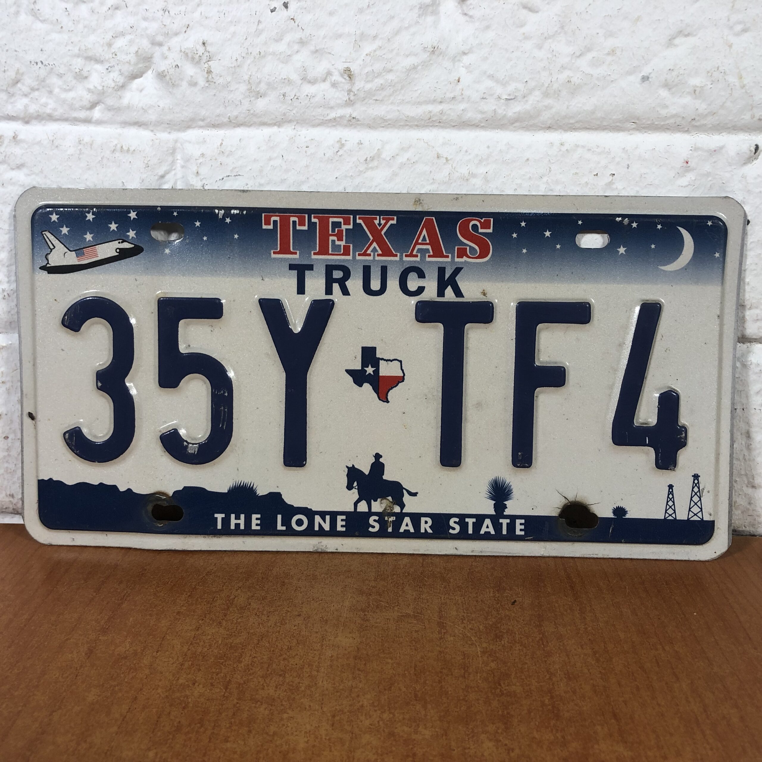 USA 'Texas Truck' Number Plate - AuctionGiant