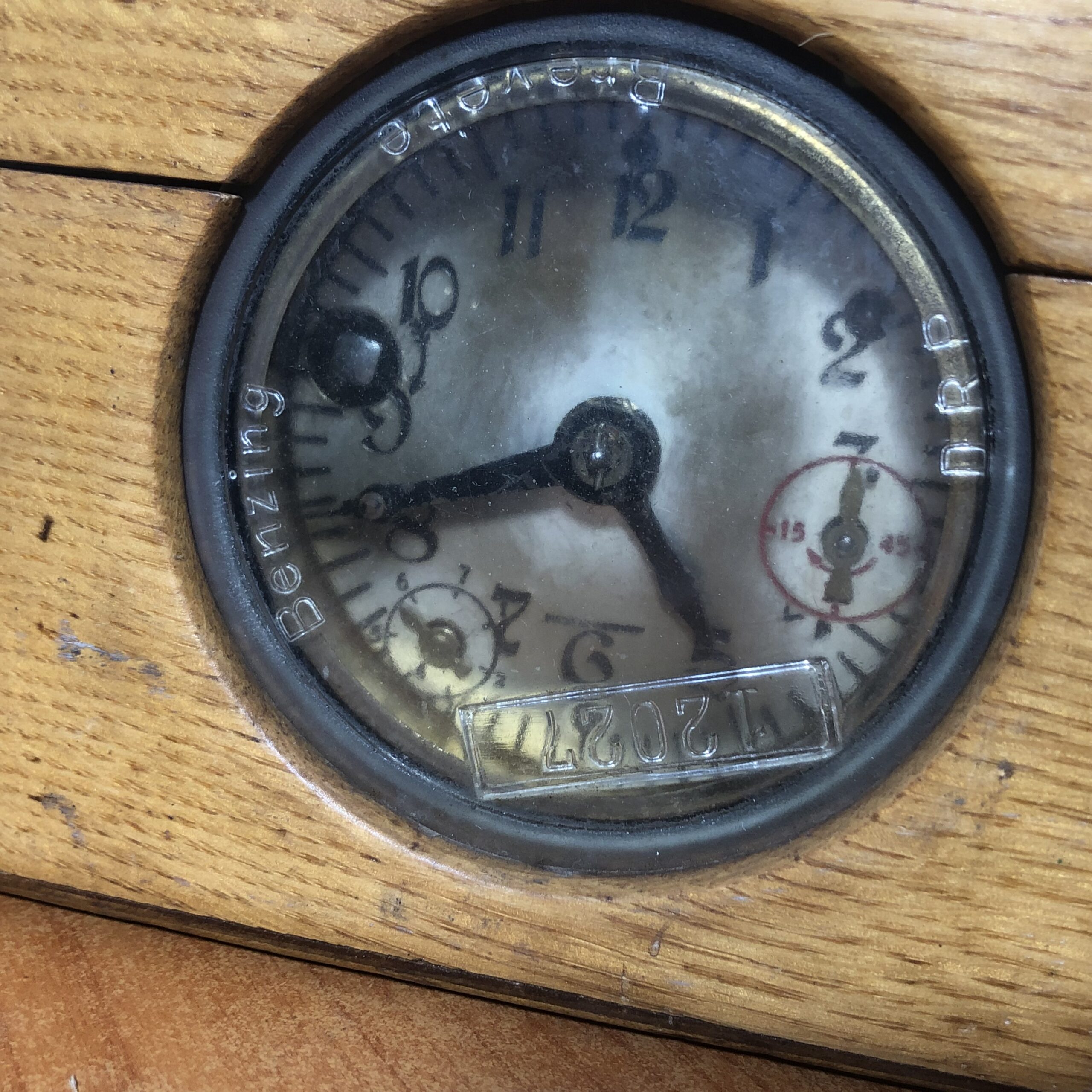 Vintage Benzing Pigeon Racing Clock - AuctionGiant