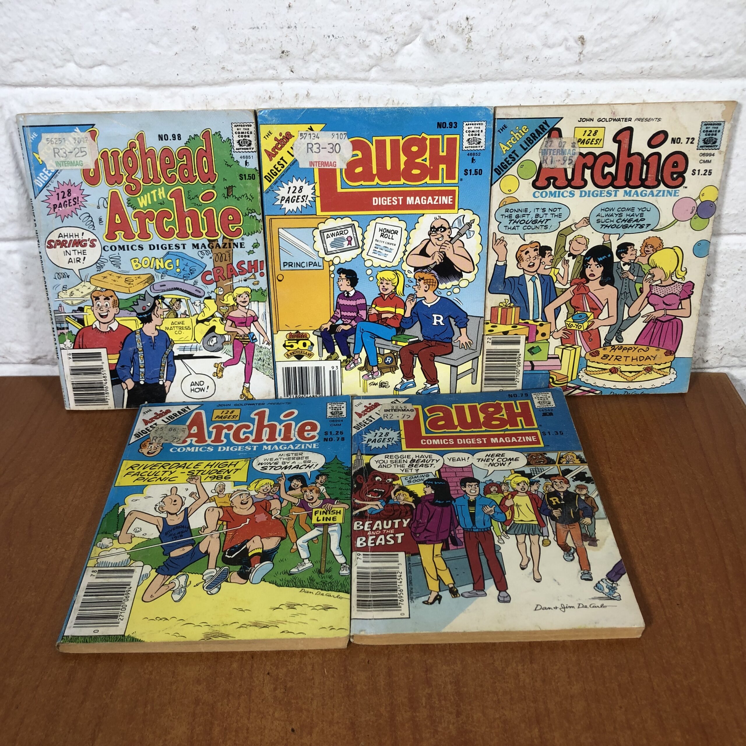 Vintage Archie Comic Books - AuctionGiant