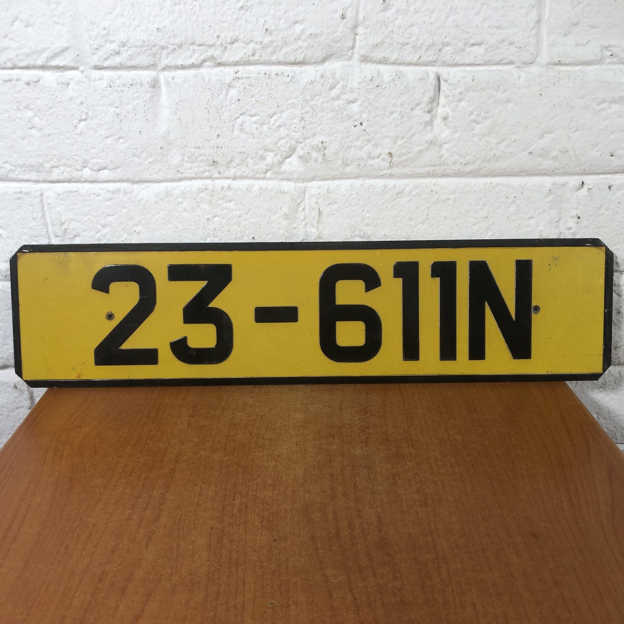 Pair of Vintage Number Plates - AuctionGiant