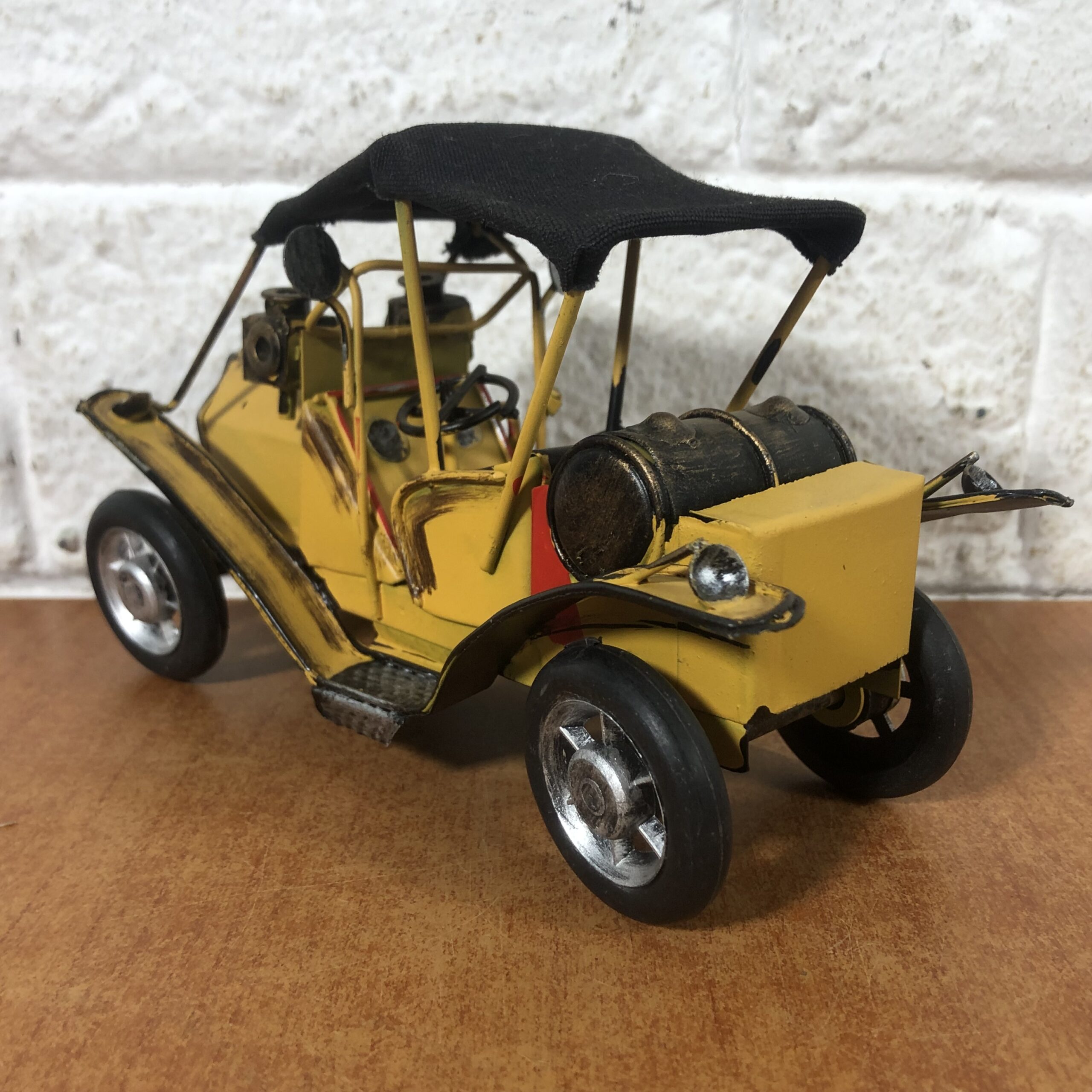 Vintage Style Metal Model Cars - AuctionGiant