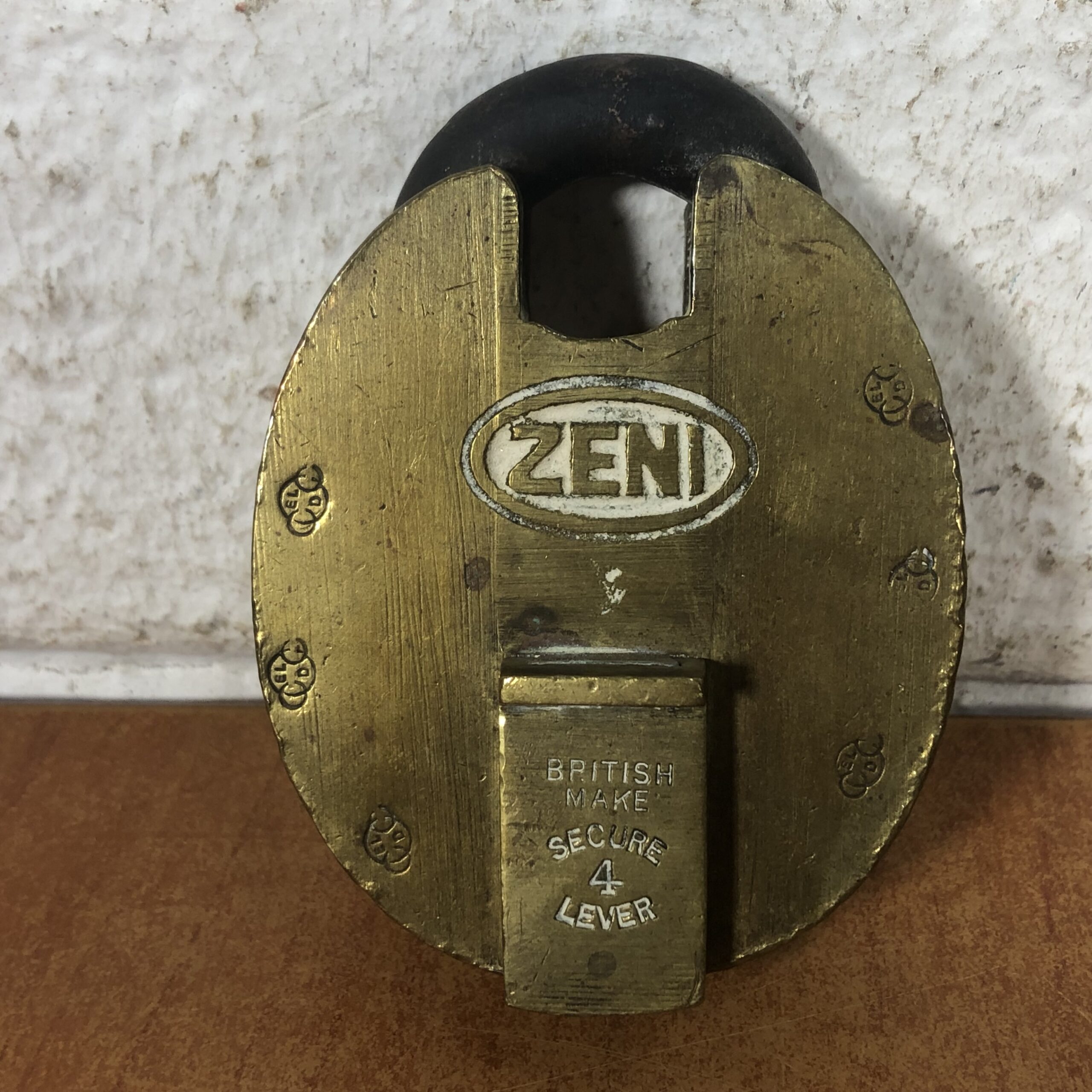 Vintage Brass Zeni Lock (British Made) - AuctionGiant
