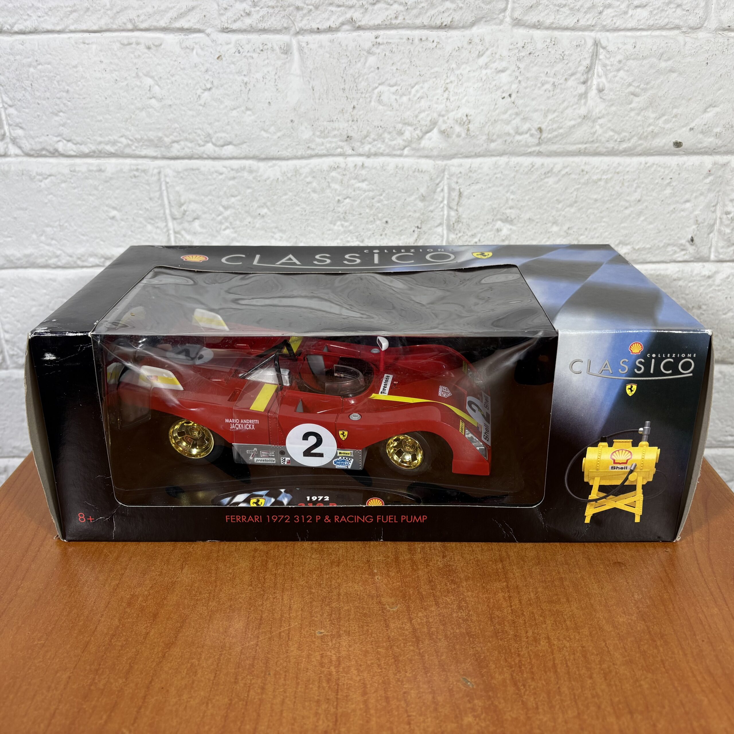 Lot 64: Classico 1972 Ferrari 312 P & Shell Racing Fuel Pump (1:18 ...