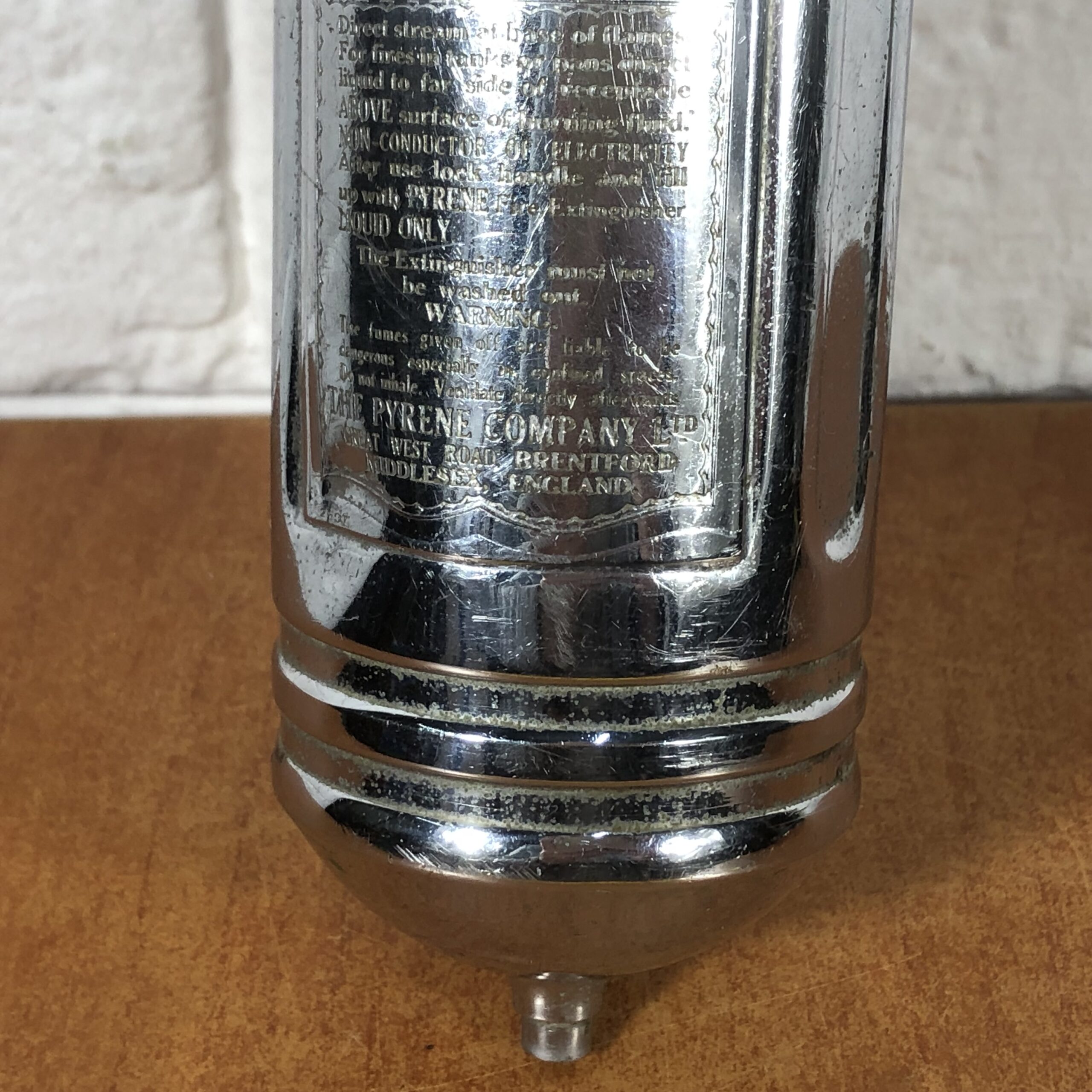 Vintage Pyrene Fire Extinguisher (Made in England) - AuctionGiant