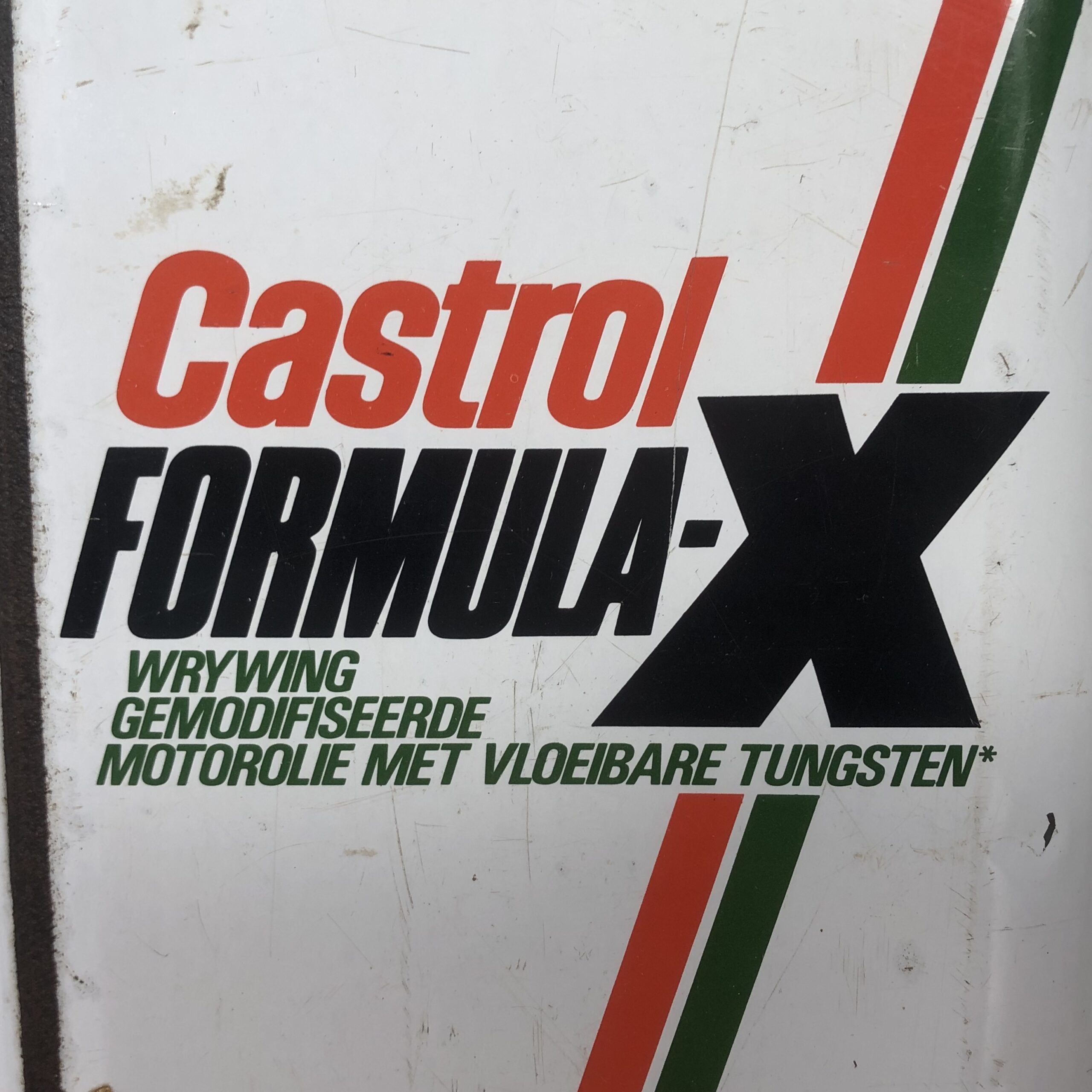 Vintage Castrol Oil Containers - AuctionGiant