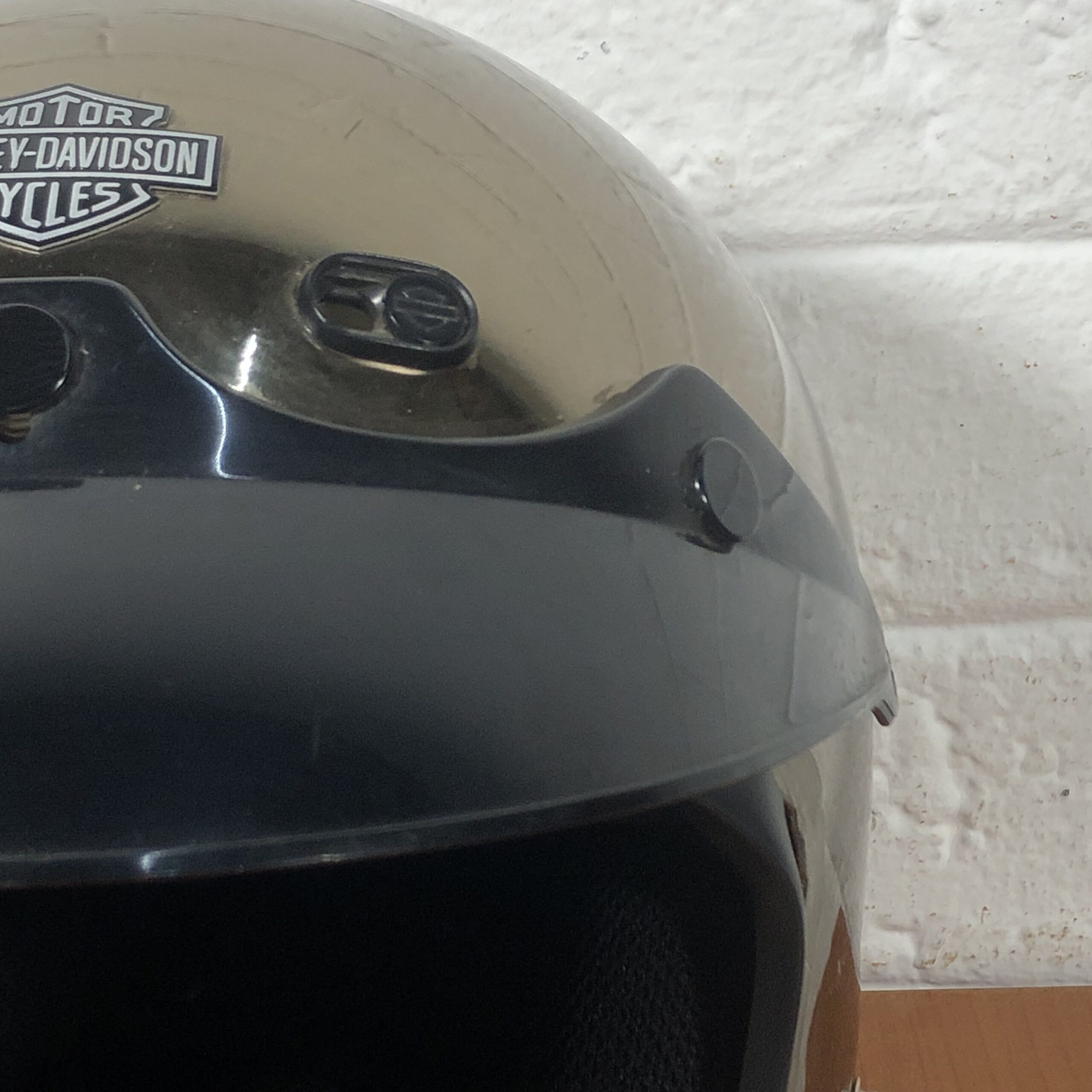 Harley Davidson Motorcycle Helmet - AuctionGiant