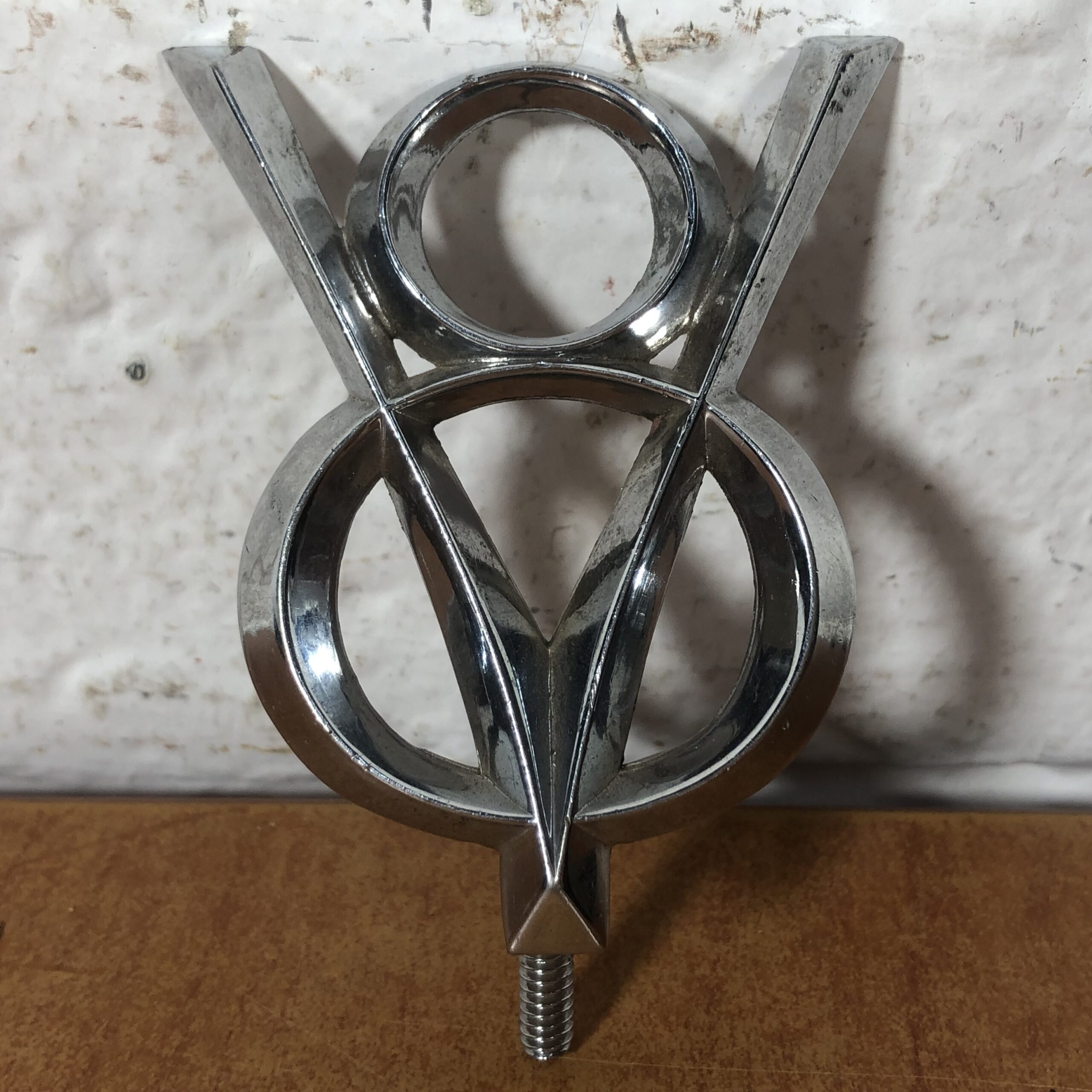 Vintage Ford V8 Badge - AuctionGiant