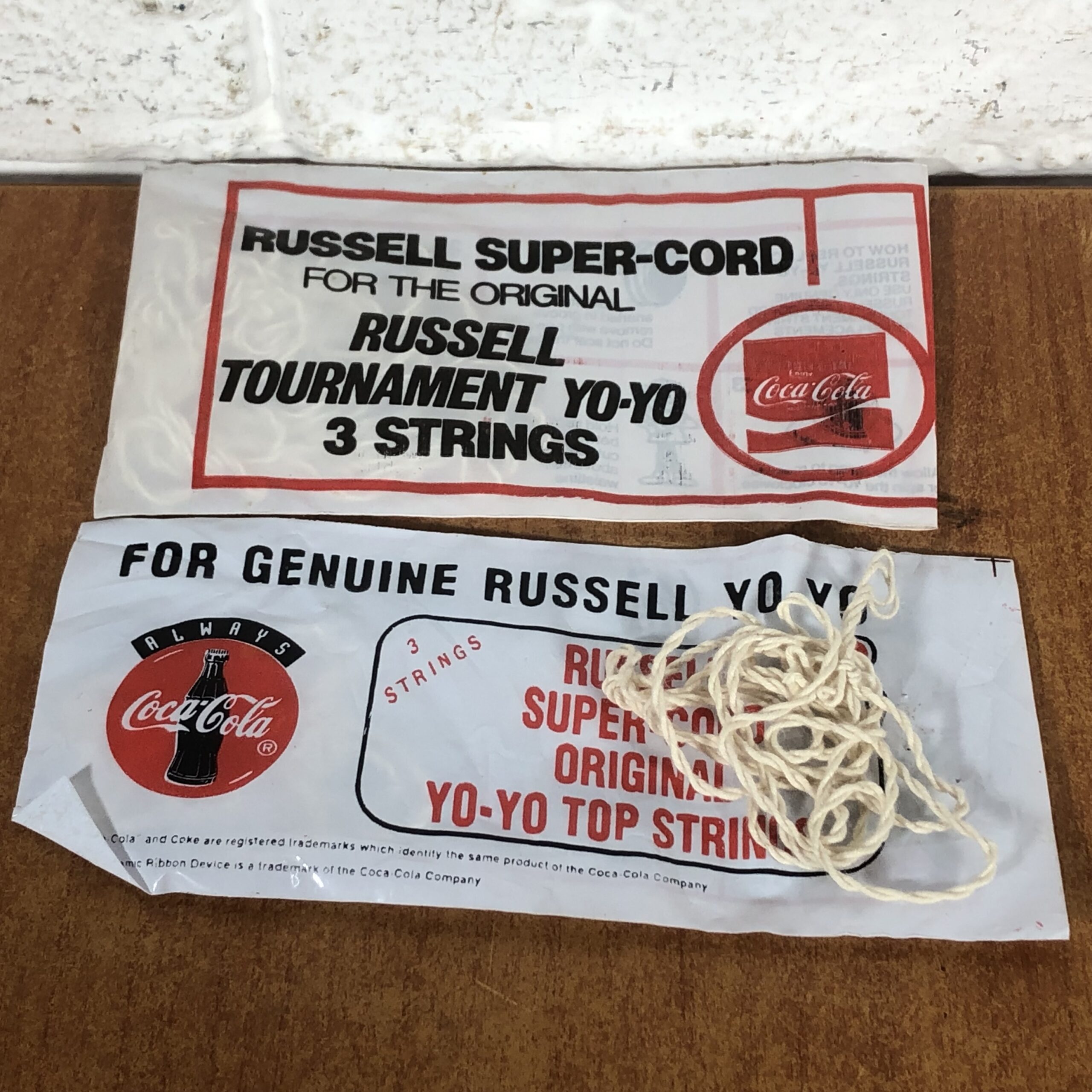 Coca Cola Genuine Russell Yo-Yo Strings in Original Packets - AuctionGiant