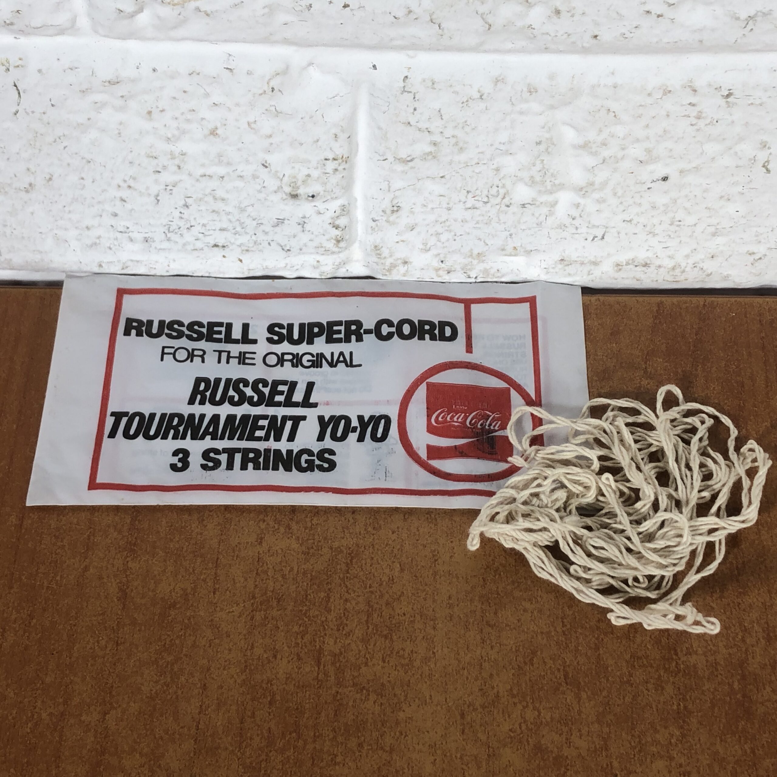 Coca Cola Genuine Russell Yo-Yo Strings in Original Packets - AuctionGiant