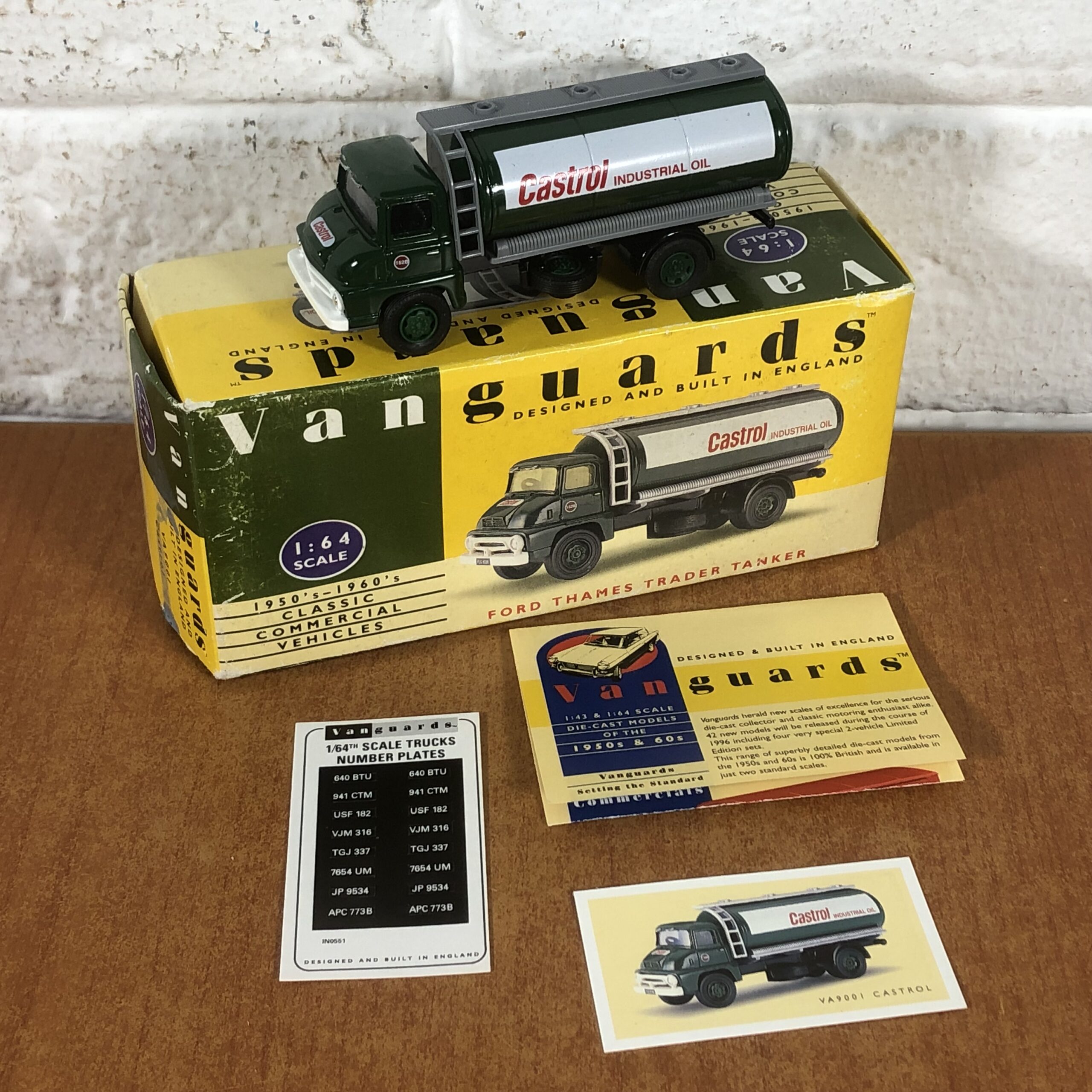 Vanguards Castrol Ford Thames Trader Tanker (1:64) ~ Made in England ...