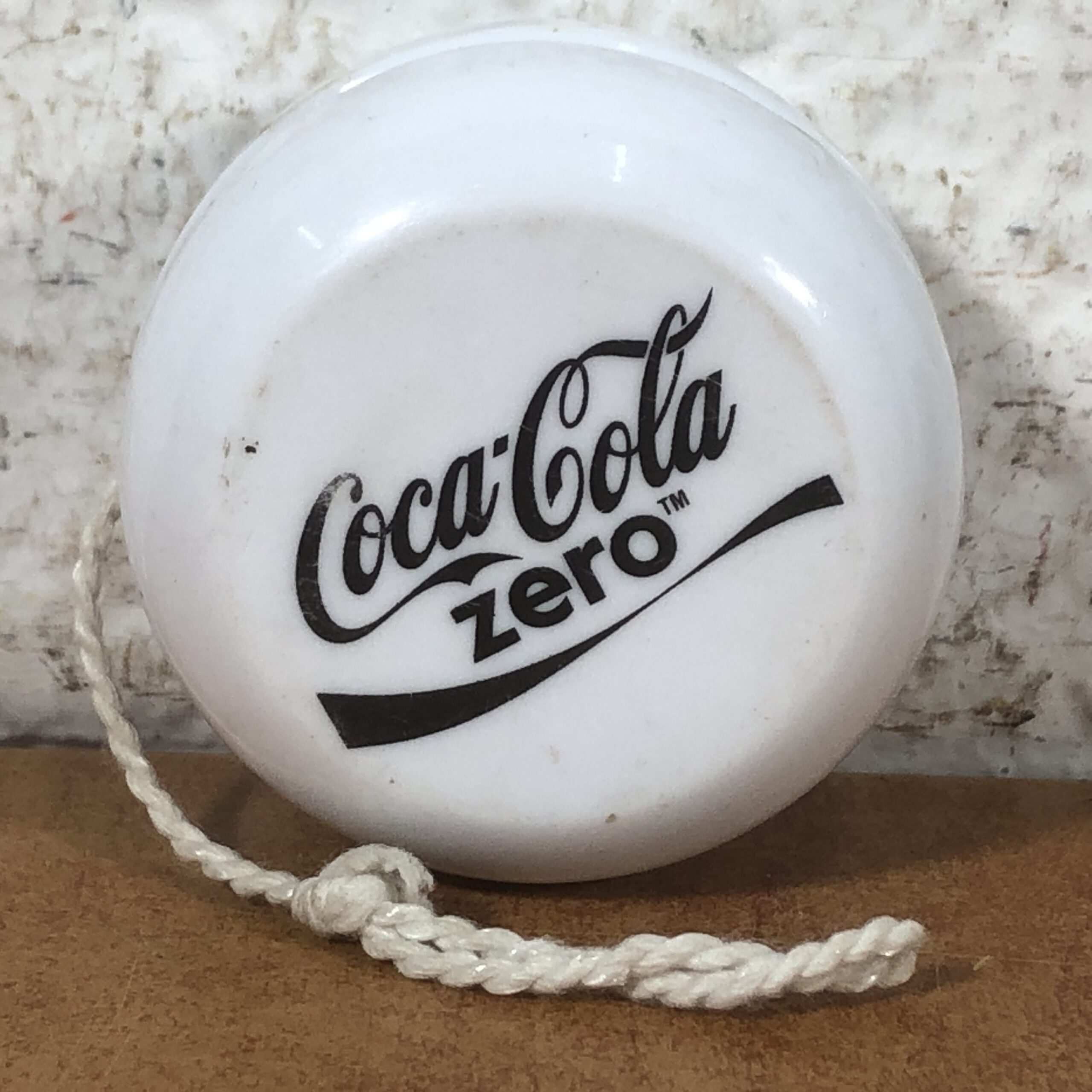 Pair of Coca Cola Yo-Yo's - AuctionGiant