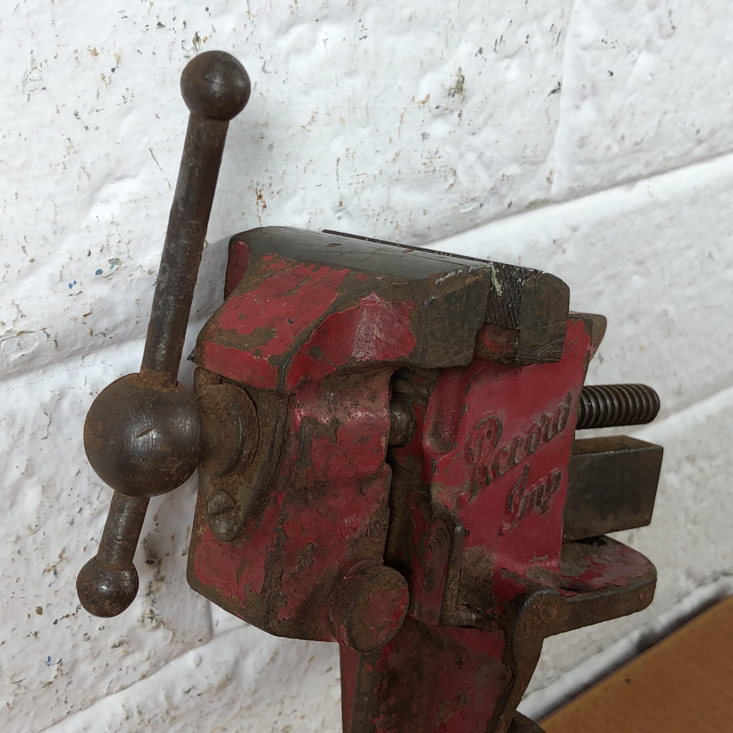 Vintage Record Imp No.80 Vice (Made in England) - AuctionGiant