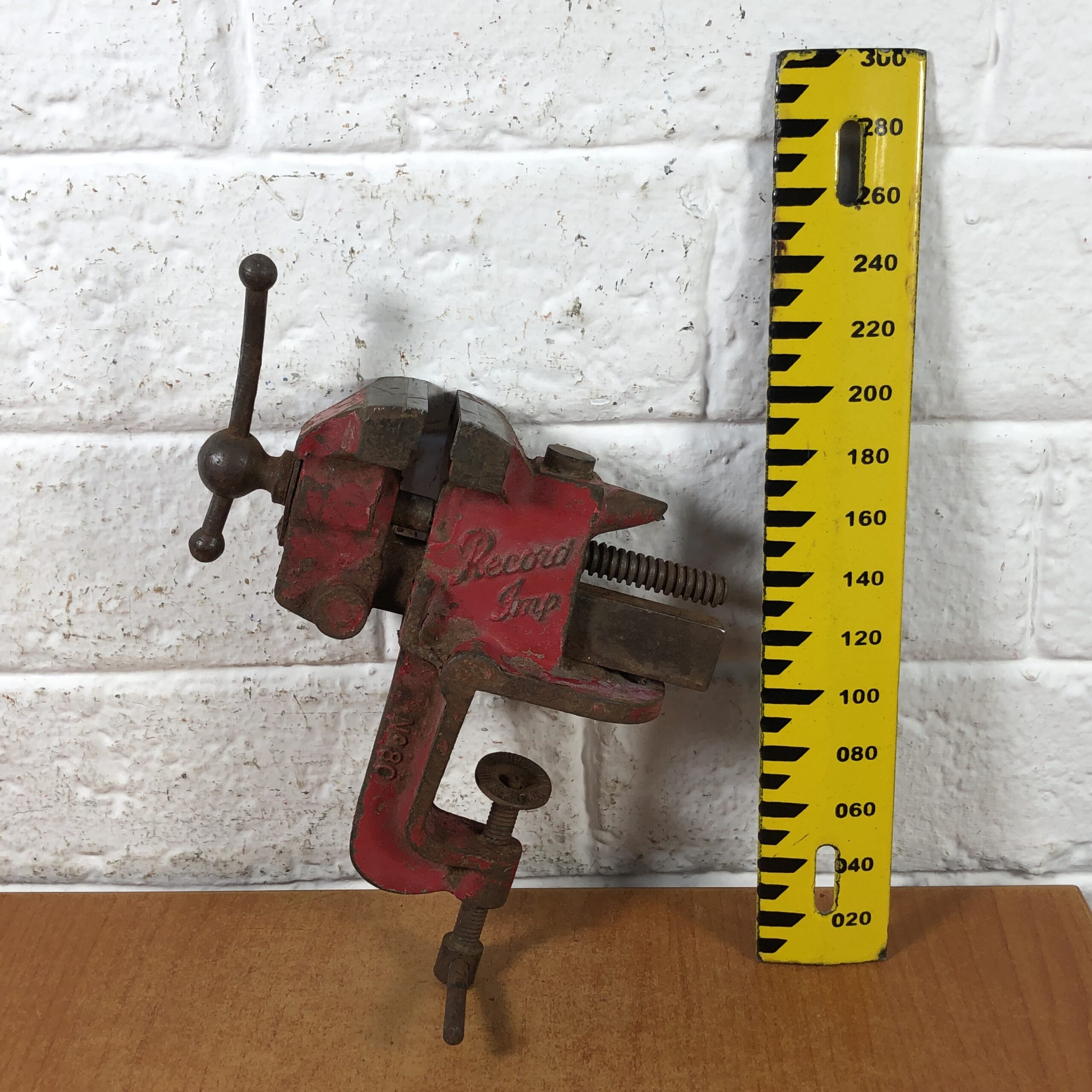 Vintage Record Imp No.80 Vice (Made in England) - AuctionGiant