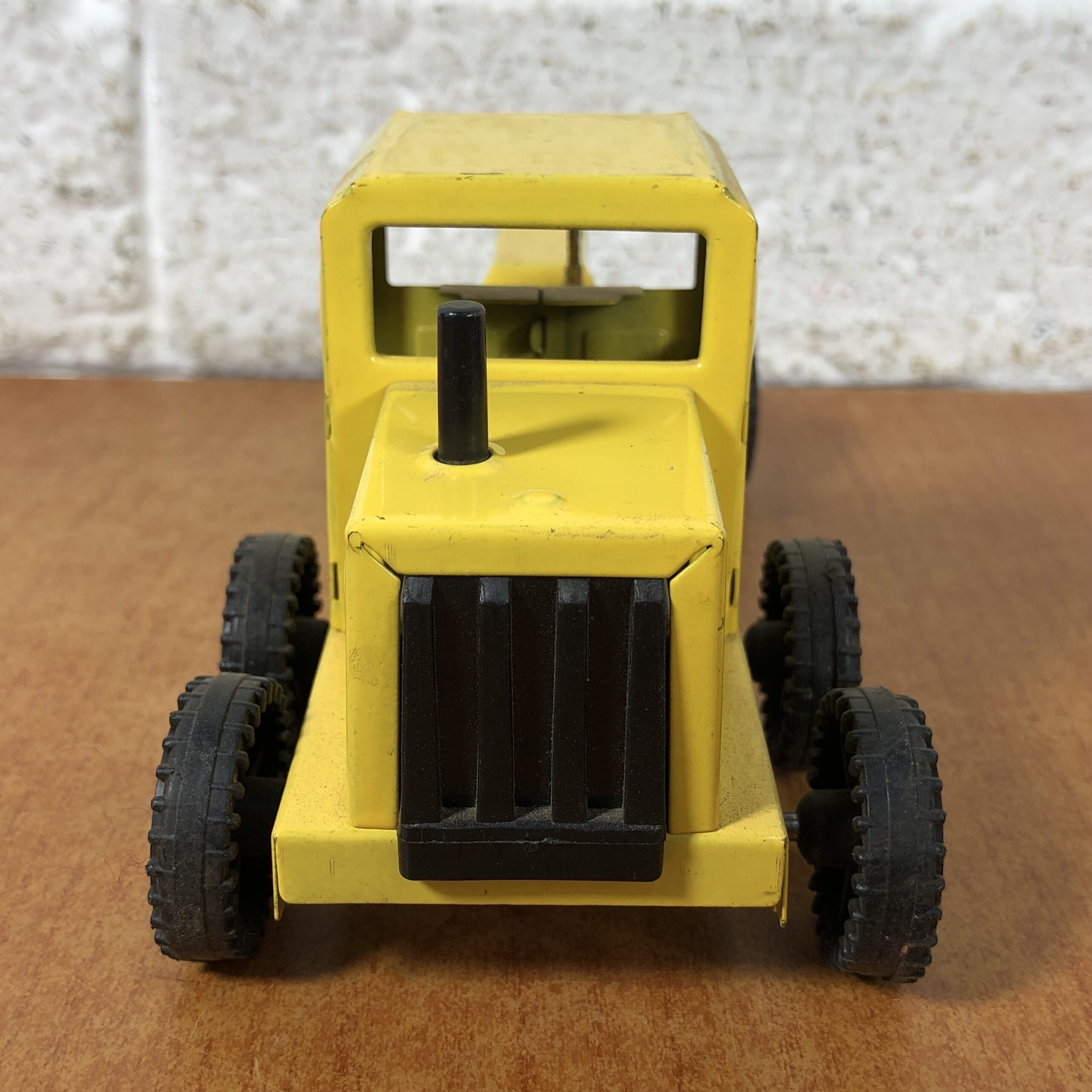 Vintage Metal Road Grader Model (Made in Japan) - AuctionGiant