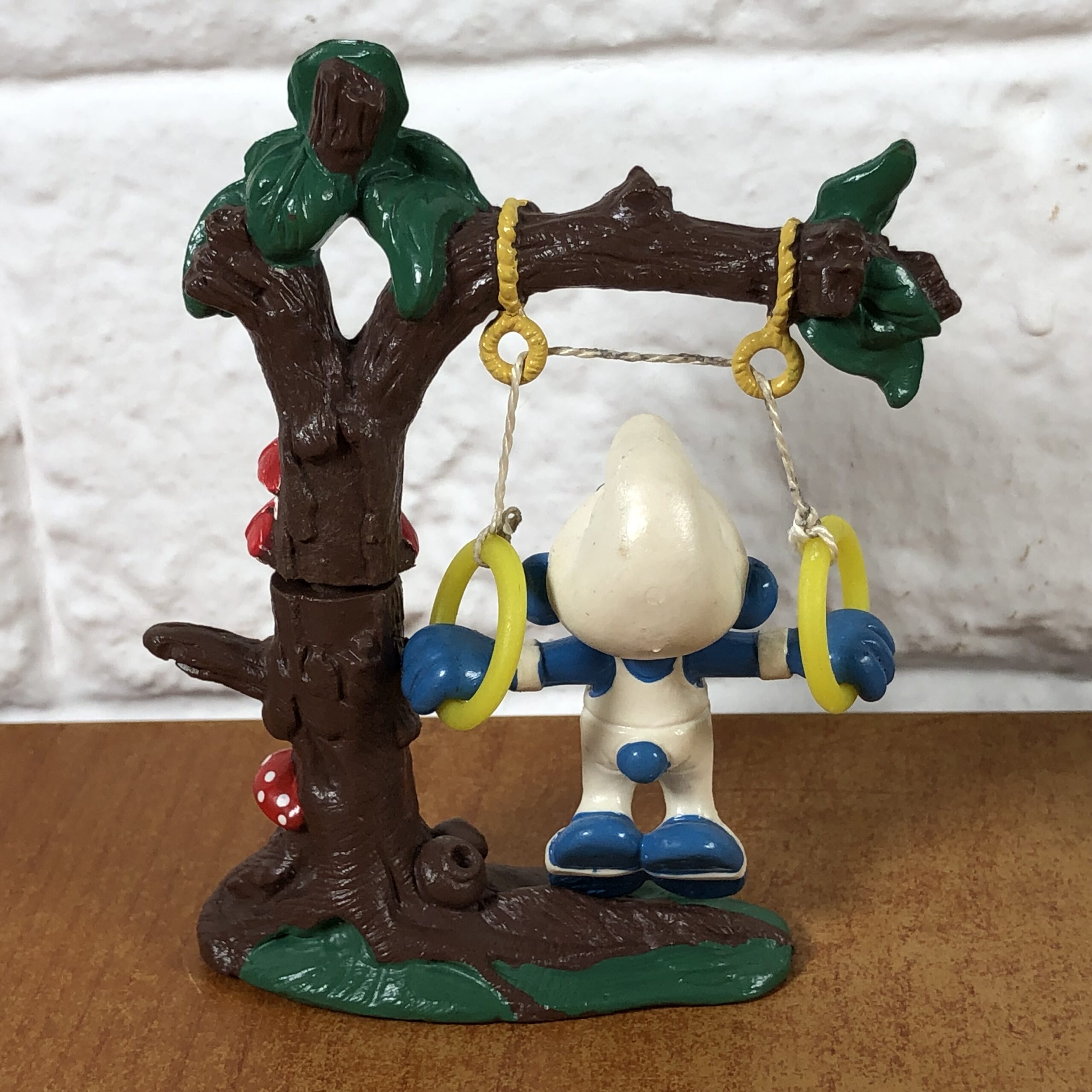 1980 Peyo Gymnast Smurf with Tree Figurine (Made in West Germany ...