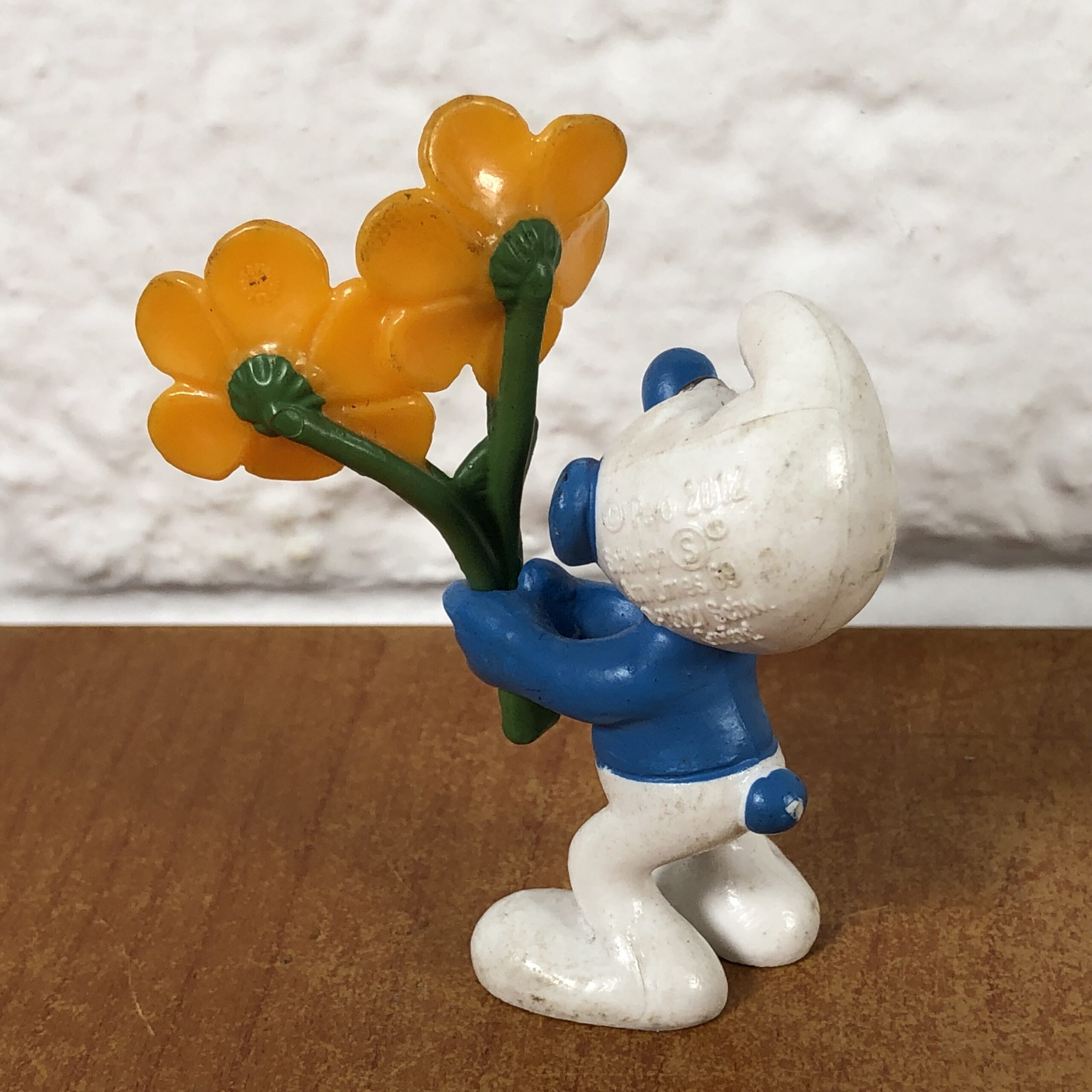 2012 Peyo Thank You Smurf Figurine (Made in Germany) - AuctionGiant