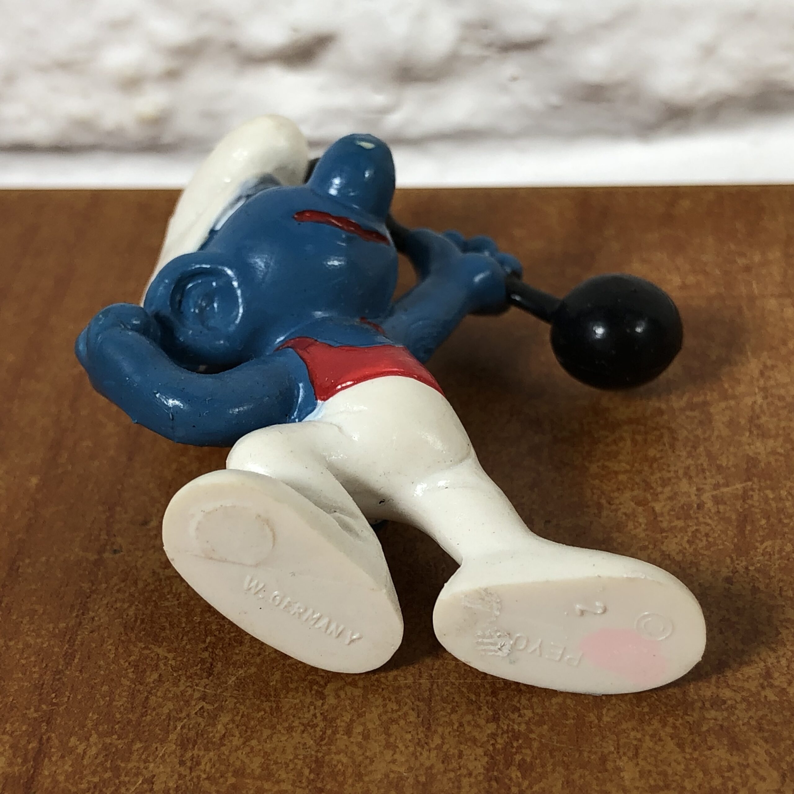 Peyo Hefty Smurf Figurine (Made in West Germany) - AuctionGiant