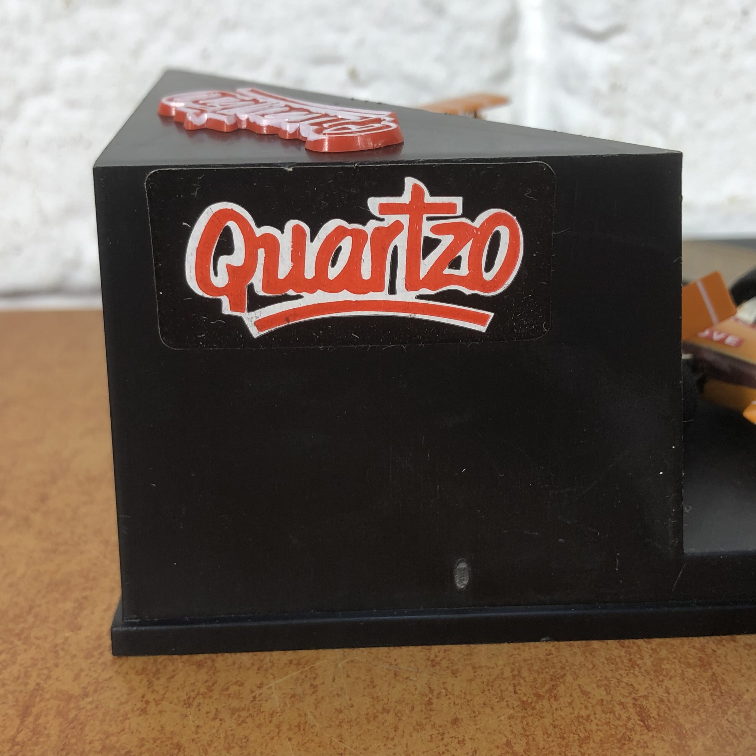 Quartzo 4014 Lotus 49 "Team Gunston" John Love F1 Model Car (1:43 ...